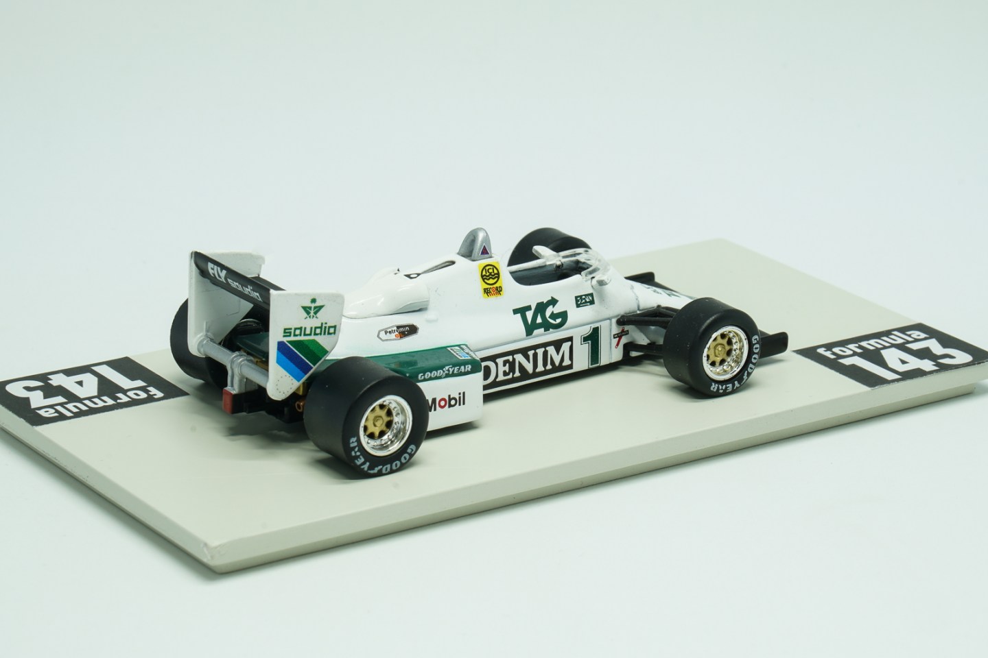 1983 Williams FW08C Rosberg – formula143