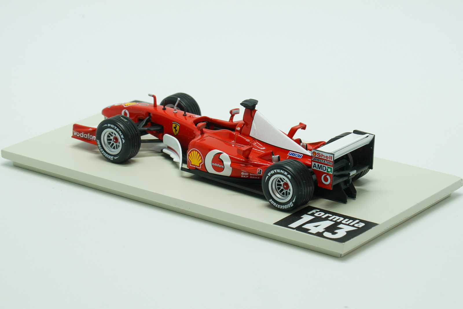 2002 Ferrari F2002 Schumacher – formula143