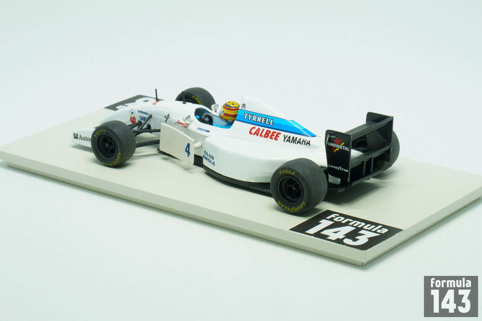 1994 Tyrrell 022 Blundell – formula143